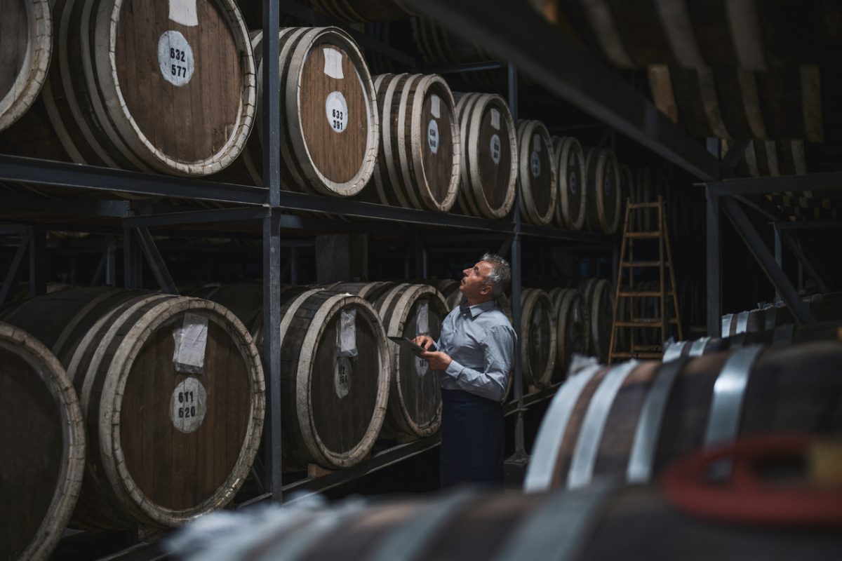 What you Need to Know About The Whisky Aging Process - Booze Bus.
